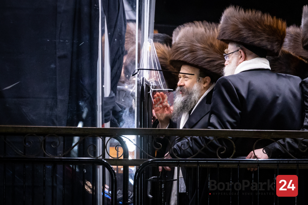 Photo Gallery: Wedding in Courts of Bobov-45 and Rachmestrivkah – Boro ...