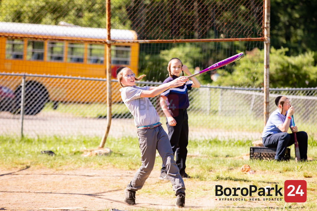 A visit at Camp Shalva Bobov – Boro Park 24