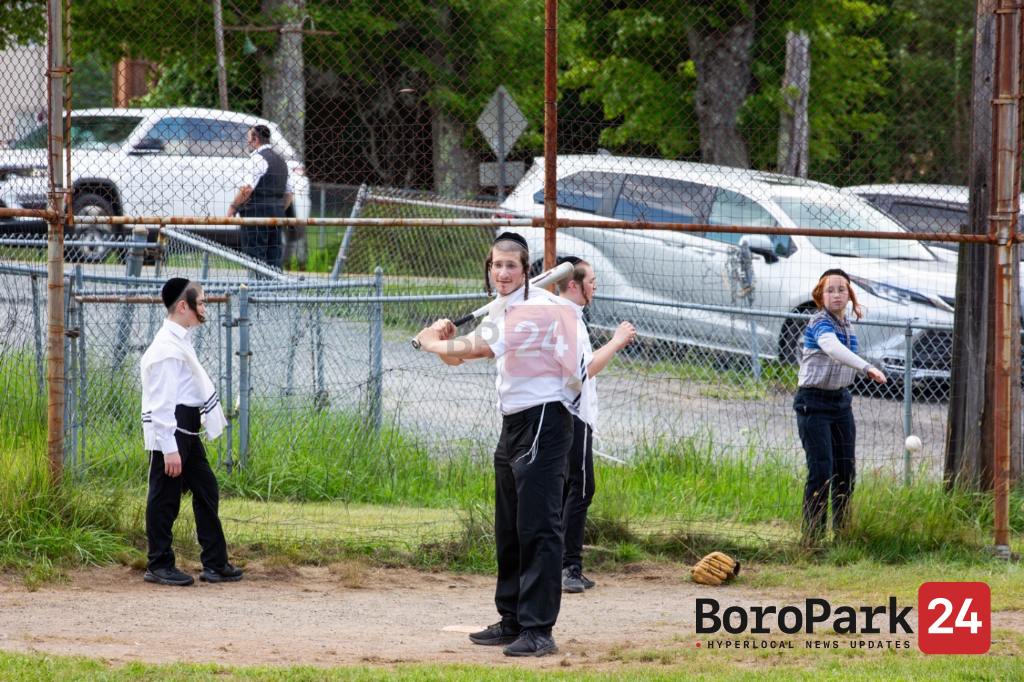 Photo Gallery: A Visit at Camp Shalva Bobov – Boro Park 24