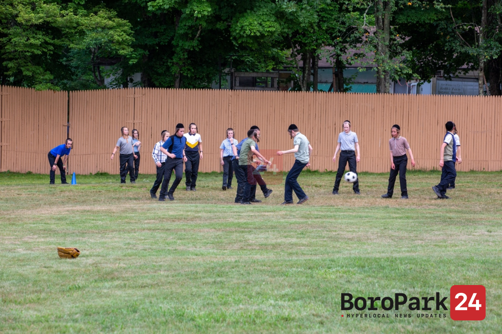 Photo Gallery: A Visit at Camp Shalva Bobov – Boro Park 24