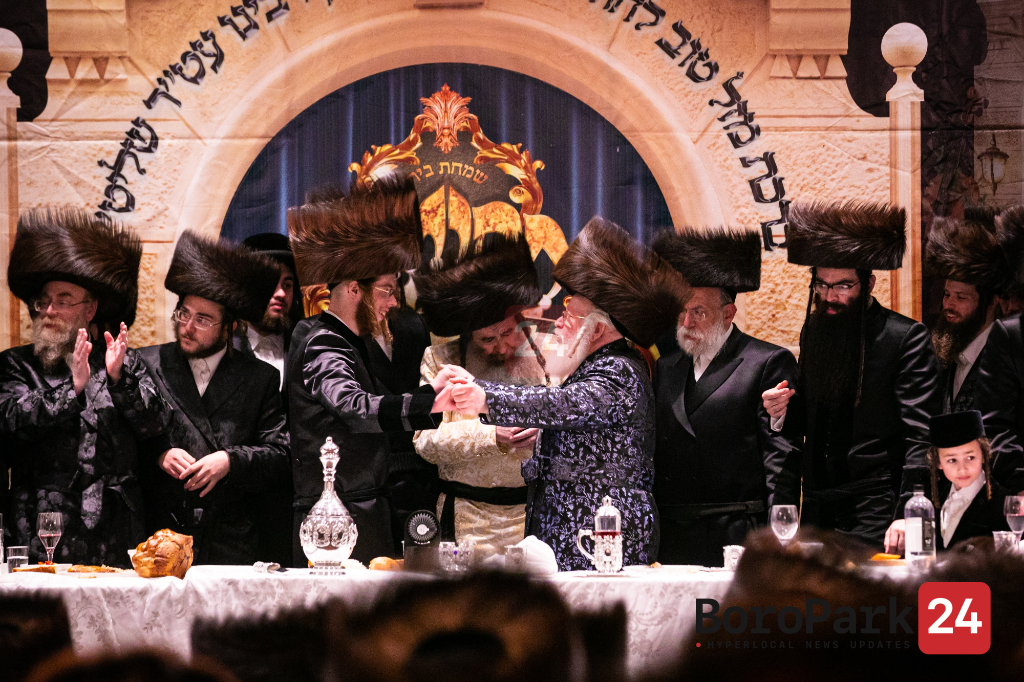 Photo Gallery: Wedding in Courts of Toldos Ahron and Beis Yitzchok ...