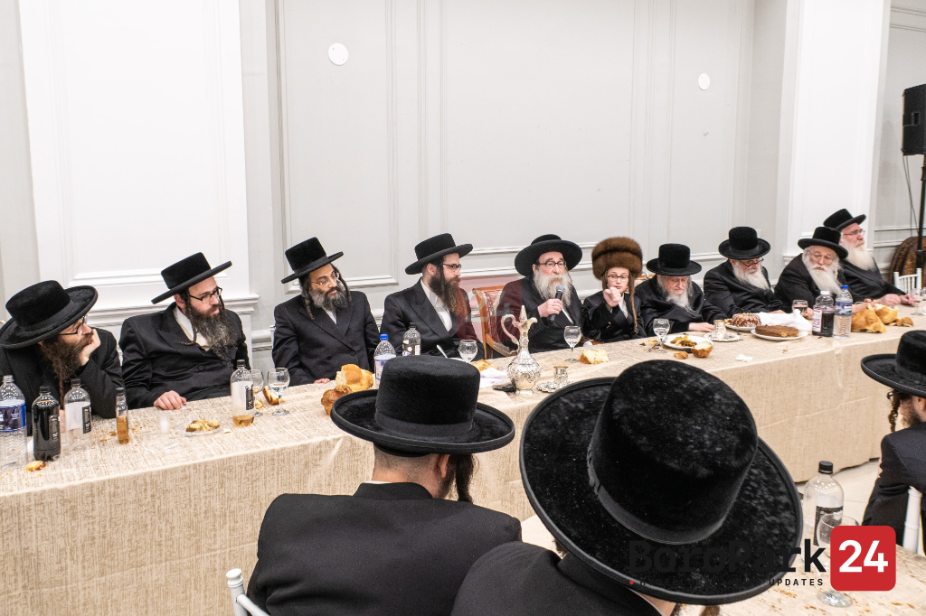 Photo Gallery: Bar Mitzvah in courts of Toldos Tzvi Spinka and ...