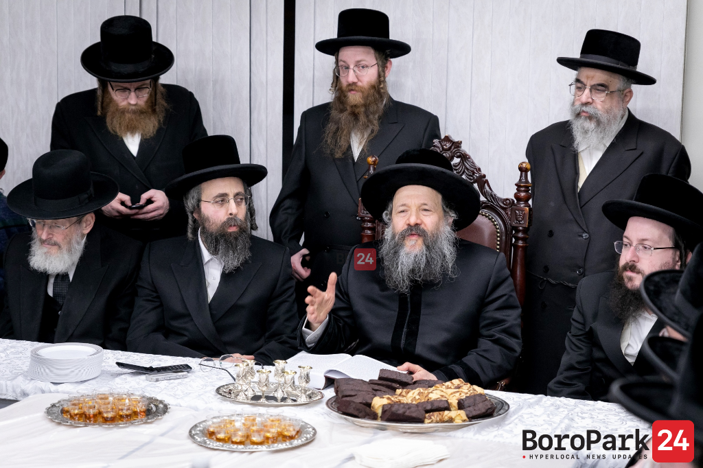 Bobov-45 Rebbe Visits the new Neighborhood of Bobov-45 Chasidim in ...