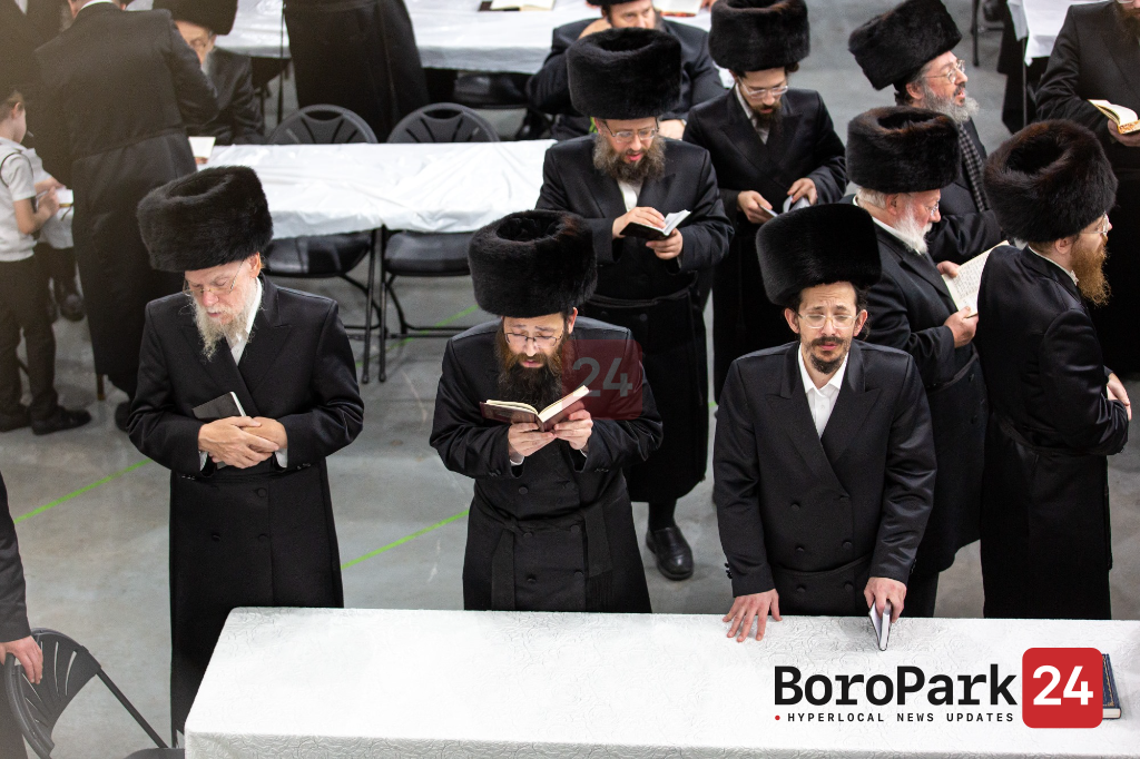 Photo Gallery: Thousands of Gerer chassidim from throughout the New ...