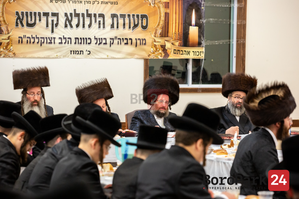 Photo Gallery: Yurtzeit of the Krasna Rov Zt”l by the Krasna Rov in ...