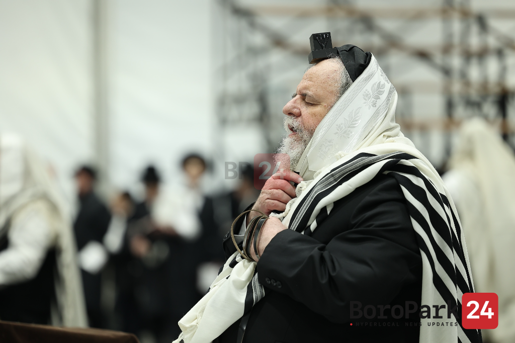 Photo Gallery: Rosh Yeshiva Hagoan Reb Shaul Alter visits Boro Park ...