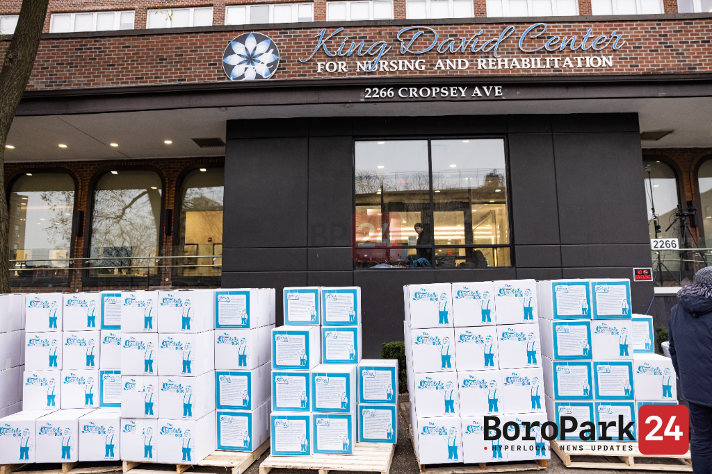 King David once again hits off mega Chanukah event – Boro Park 24