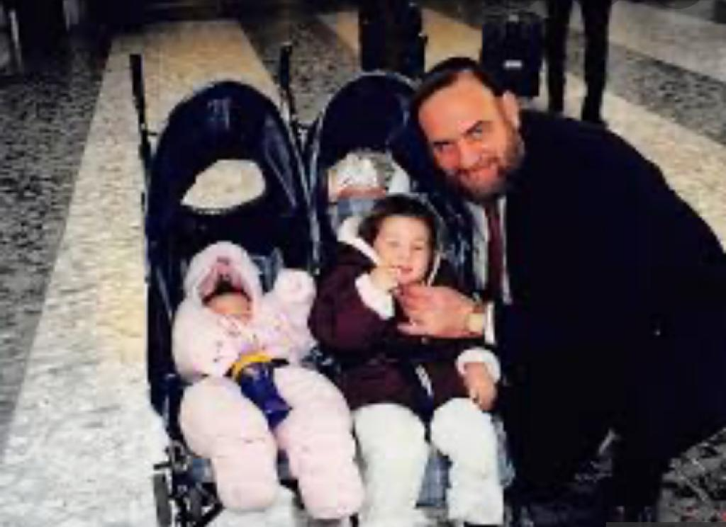 President Trump to Grant Clemency to Sholam Weiss Today – Boro Park 24