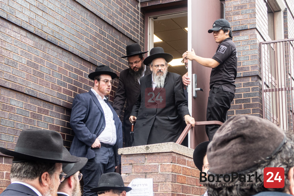 Photo Gallery: Levaye of Rav Aaron Schechter, zt”l, Rosh Yeshivas Rabbeinu Chaim Berlin – Boro ...